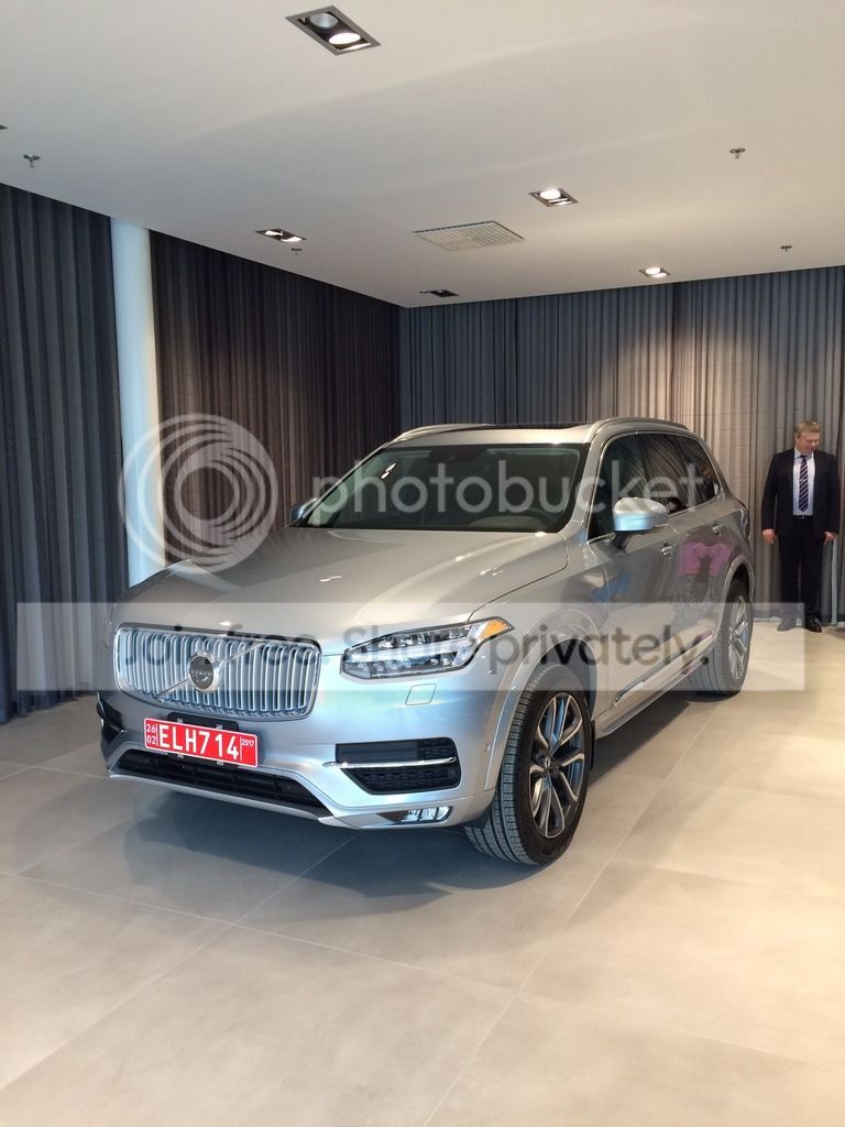 Show me your Electric Silver and Bursting Blue XC90 R-Design ...
