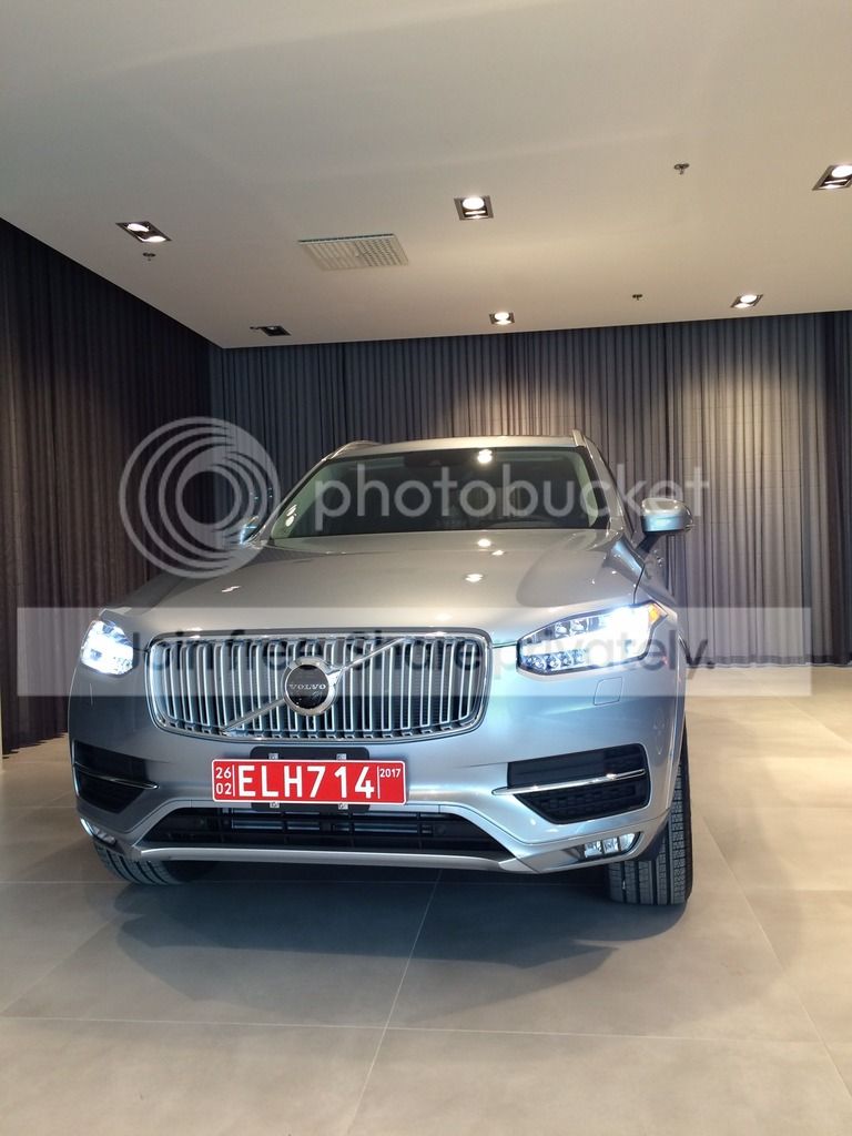 Show me your Electric Silver and Bursting Blue XC90 R-Design ...